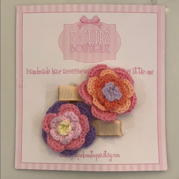 E-Clipz Bowtique | Accessories | New Pair Of Handmade Crochet Flower ...